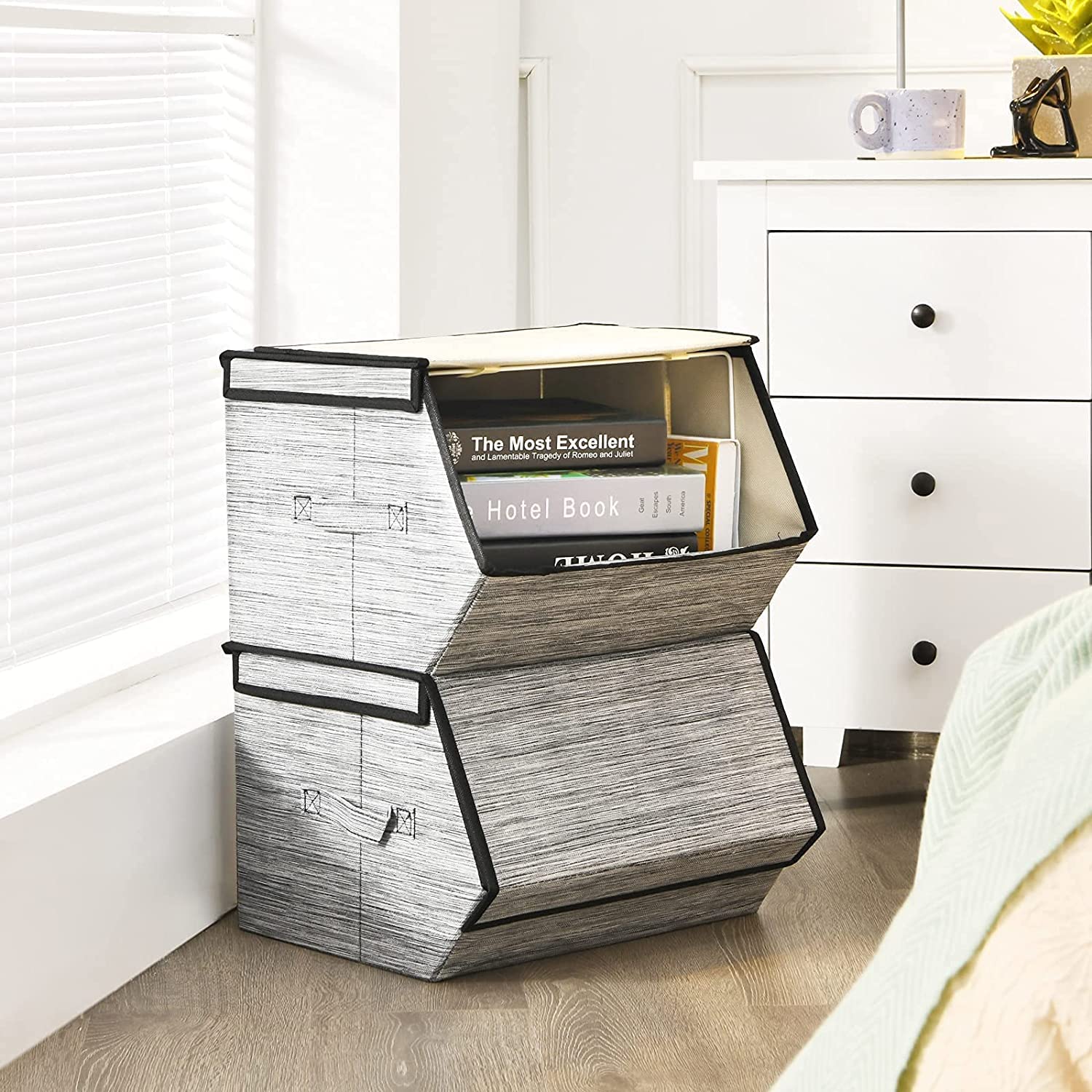 BUSHLY Magnetic Storage Bins, Set of 4 Stackable Fabric Cubes Organizer w/ Magnetic Lid & Side Handle, Foldable Storage Boxes for Toys, Clothes, Kids Room, Living Room (Black)