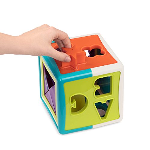 Battat – Sort & Stack Combo – 17-Piece Sensory Sorting Set – Activity Cube With Bead Maze – Educational & Dexterity Toys – 2 Years + – Shape Sorter Cube + Stacking Rings