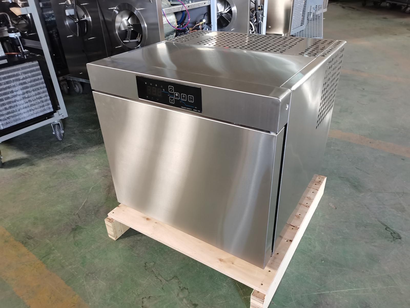 Kolice Commercial Blast Chiller & Freezer, Chest Freezer, Restaurant/Laboratory Blast Freezer, Freezer Cabinets for ice cream, seafood, desserts, meat, dumpling etc. Lowest Temp. -31°F(-35°C), 32L
