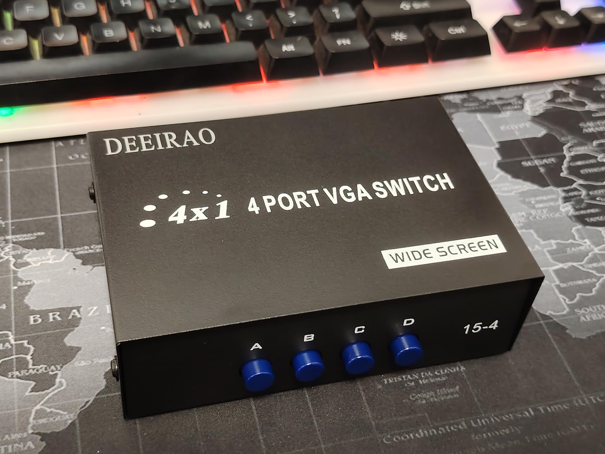 DEEIRAO VGA Switch Box, 4 Port 15 Pin Female (4 in 1 Out) Resolution up to 1920x1440 Signal Splitters for Electronic Apparatus PC Computer Monitor