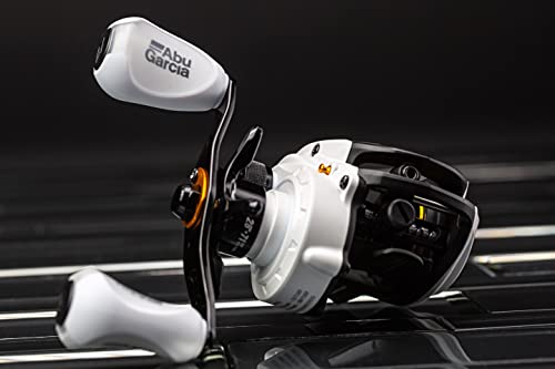 Abu Garcia Max Pro Low Profile Baitcast Reel, Size LP (1539728), 7 Stainless Steel Ball Bearings + 1 Roller Bearing, Synthetic Star Drag, Max of 15lb | 6.8kg, Multi