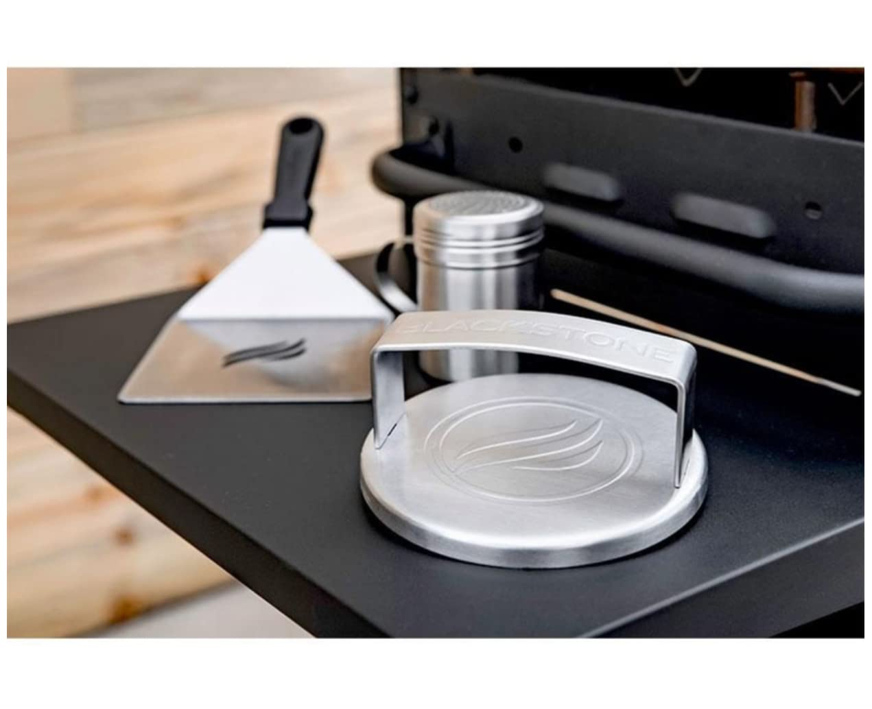 Blackstone Products 8066393 Stainless Steel Press & Sear Burger Kit44; Black & Silver - 3 Piece