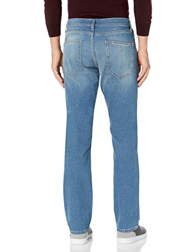 Amazon Essentials Men's Straight-Fit Jean (Previously Goodthreads), Light Blue Broken-in, 29W x 32L