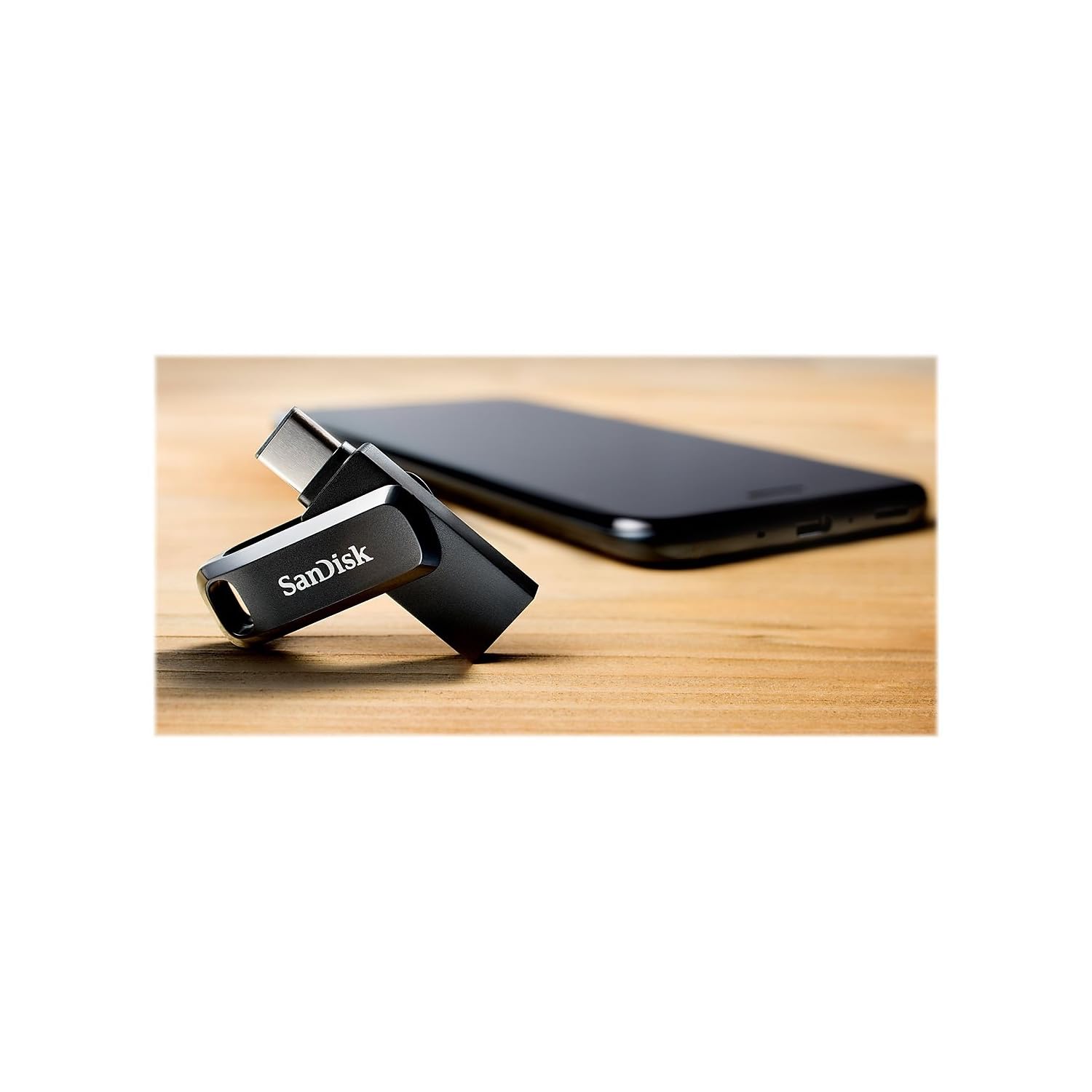 SanDisk Ultra Dual Go 32GB USB 3.1 Gen 1 / USB-C Flash Drive (SDDDC3-032G-A46)