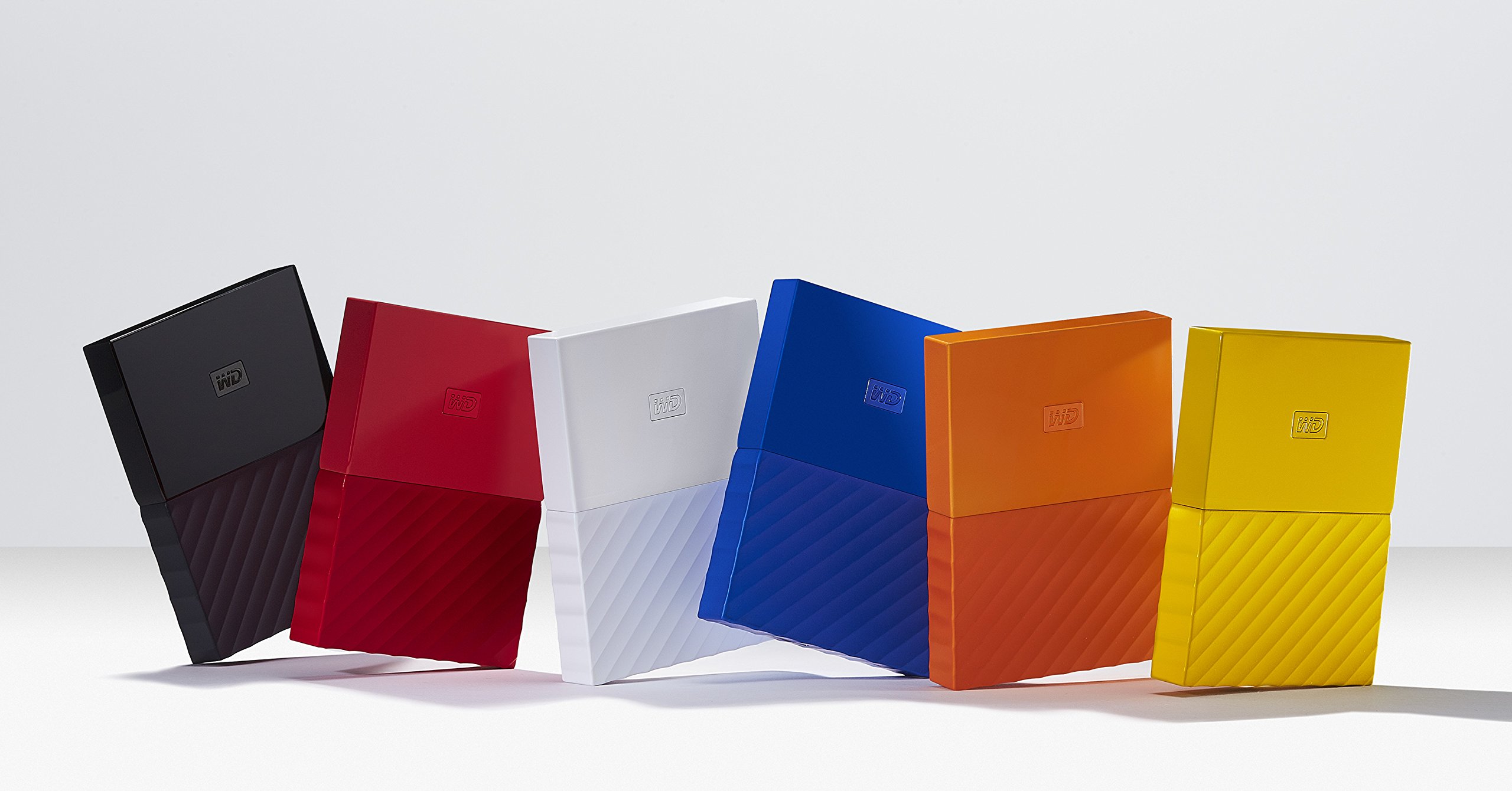 WD 4TB White My Passport Portable External Hard Drive - USB 3.0 - WDBYFT0040BWT-WESN (Renewed)