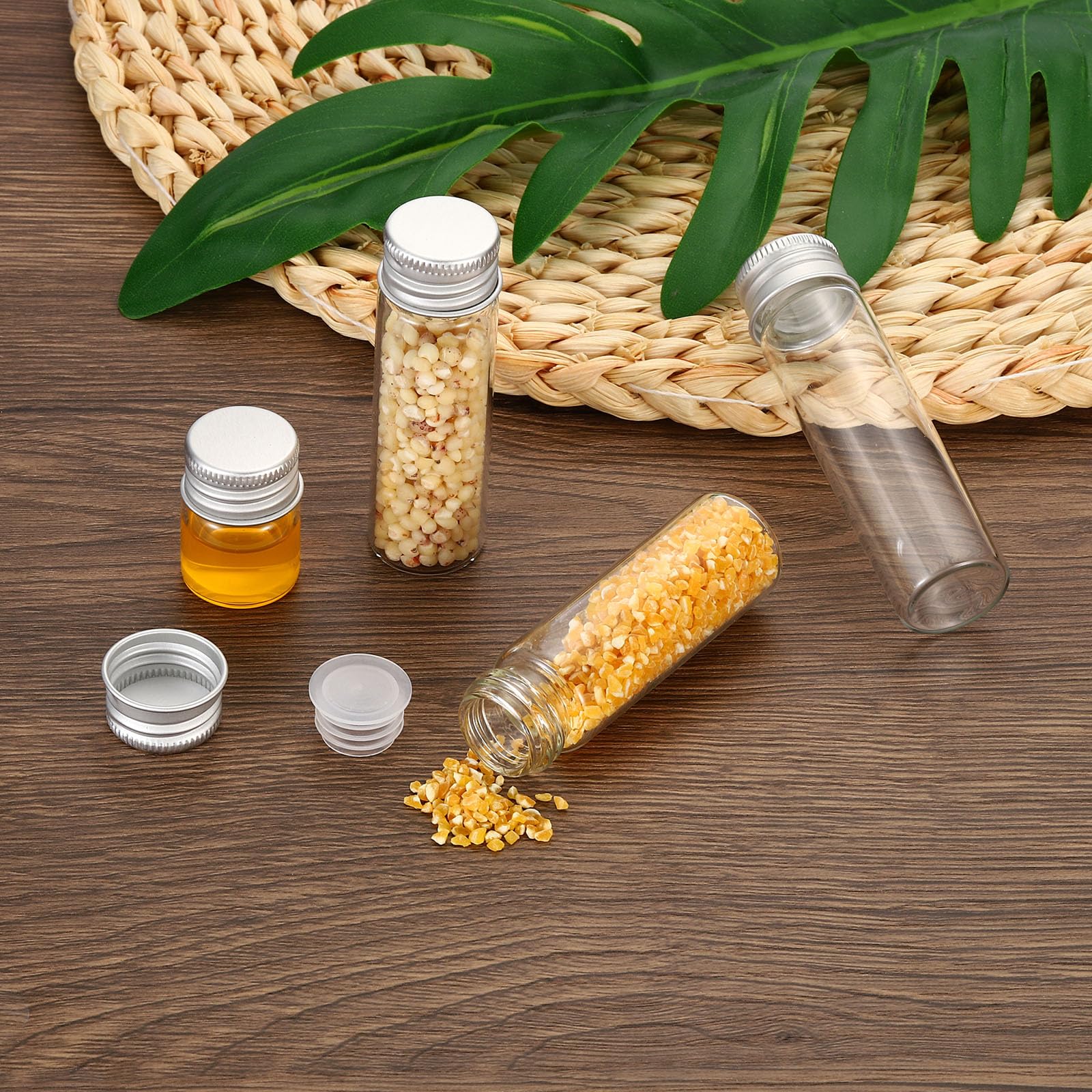 PATIKIL 5ml Clear Glass Vials, 50 Pack Small Liquid Sample Vial with Screw Caps Plastic Stoppers and 64 Labels Leak-Proof Bottles Empty Jars