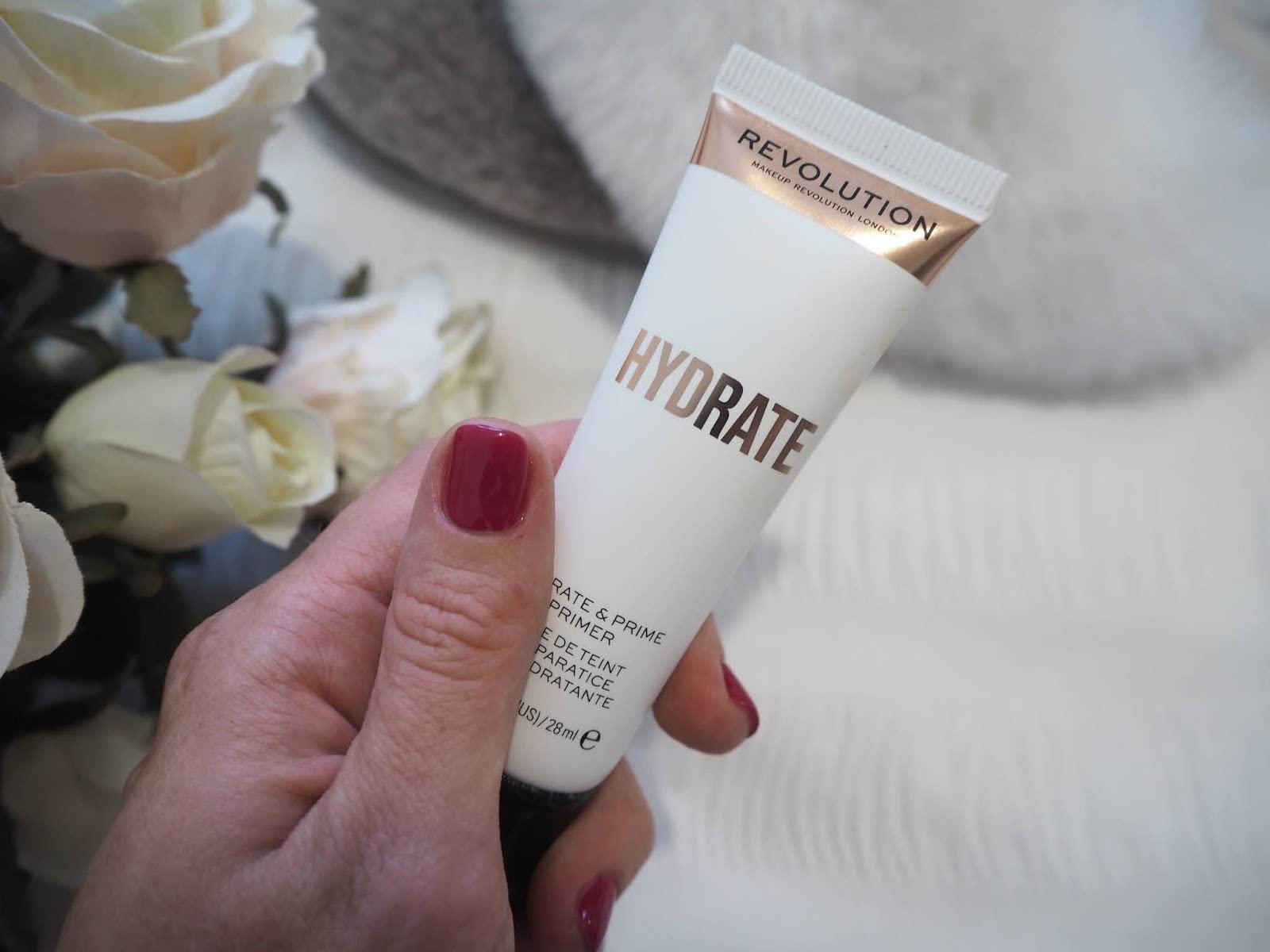 Makeup Revolution Hydrate Primer, Water-Based Primer with Vitamin E & Hyaluronic Acid, Lightweight Formula, Vegan & Cruelty-Free, 0.95 Fl Oz