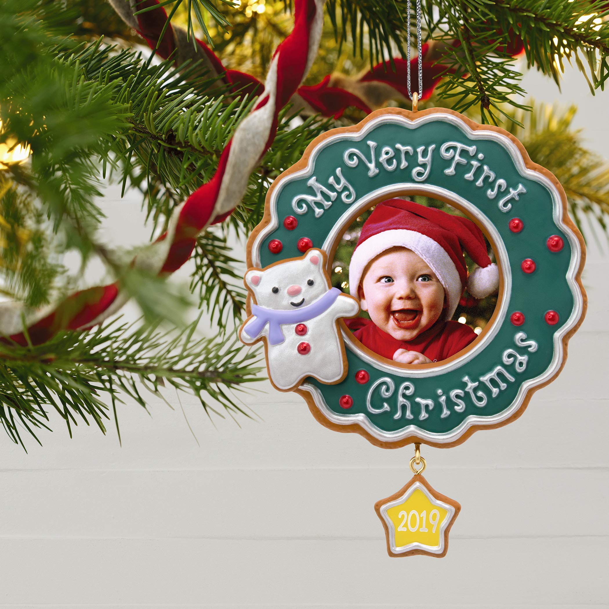 Hallmark Keepsake 1299QGO2347 Ornament 2019 Year Dated, My Very First Christmas Baby Photo Frame