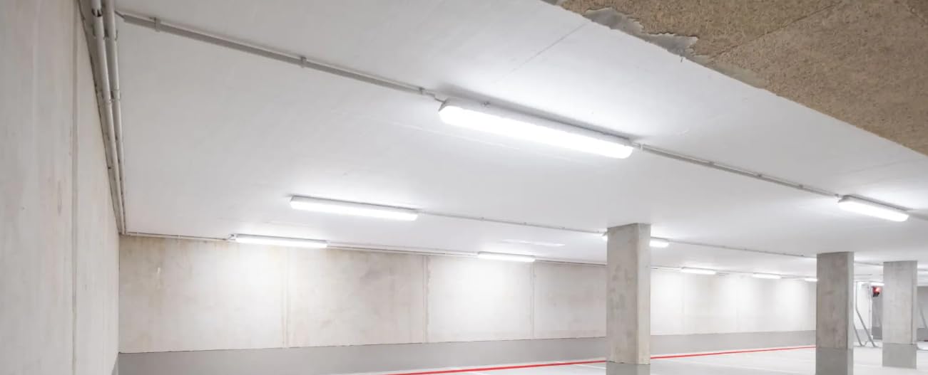 4FT LED Vapor Tight 50W W/Emergency Battery, 3X Wattage and 3CCT 3500K-4000K-5000K Tunable 6000LM 120-277V