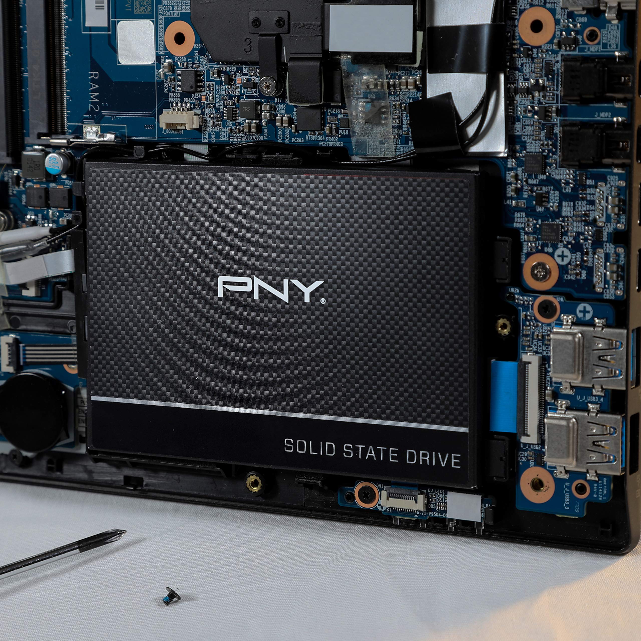 PNY CS900 500GB SSD + Seagate Barracuda 2TB HDD