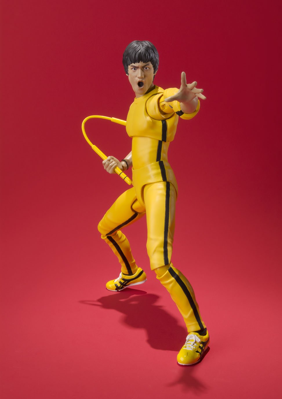 Bandai Tamashii Nations S.H. Figuarts Bruce Lee (Yellow Track Suit) Action Figure, Yellow