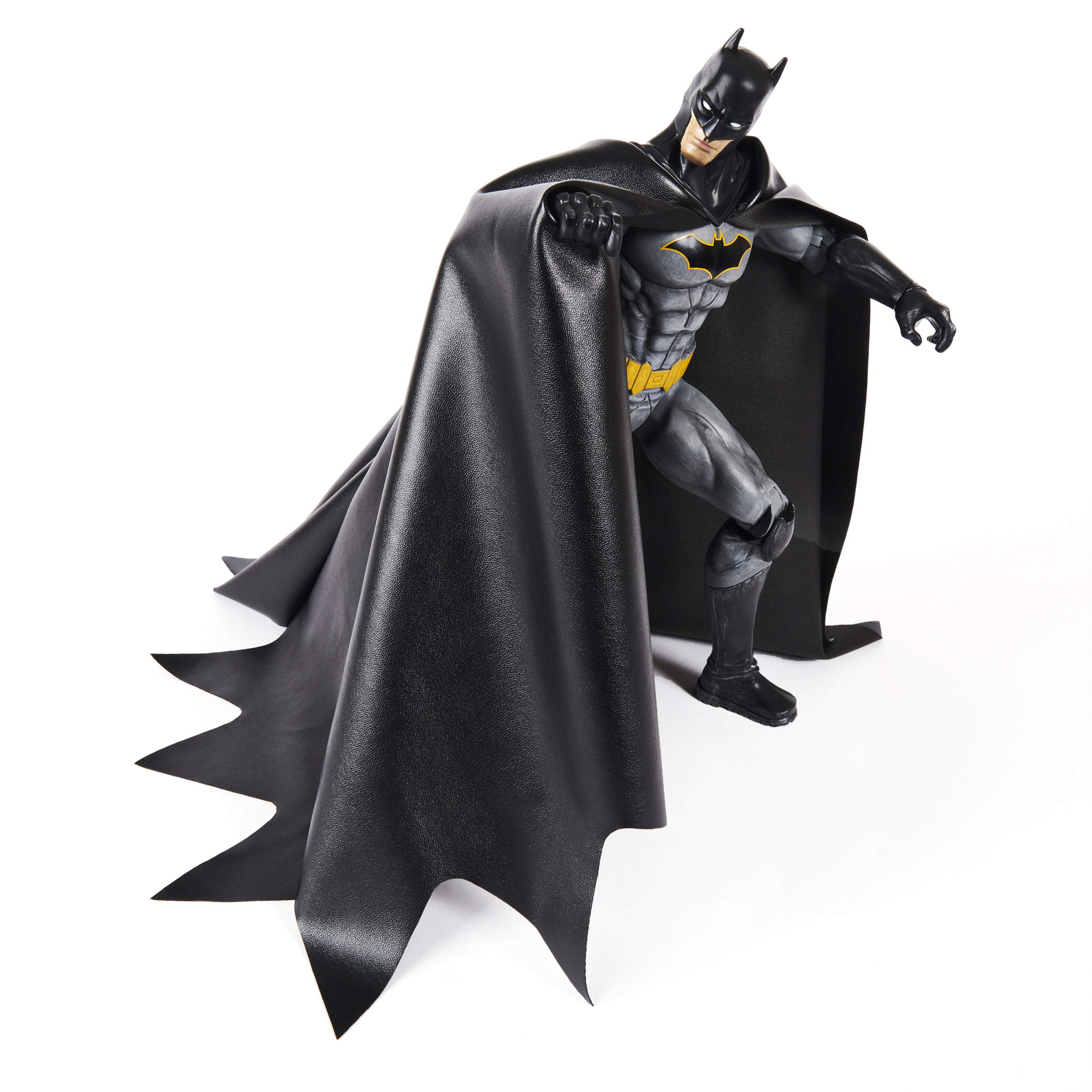 BATMAN 12-inch Action Figure with Deluxe Cloth Cape (DC FanDome Exclusive)