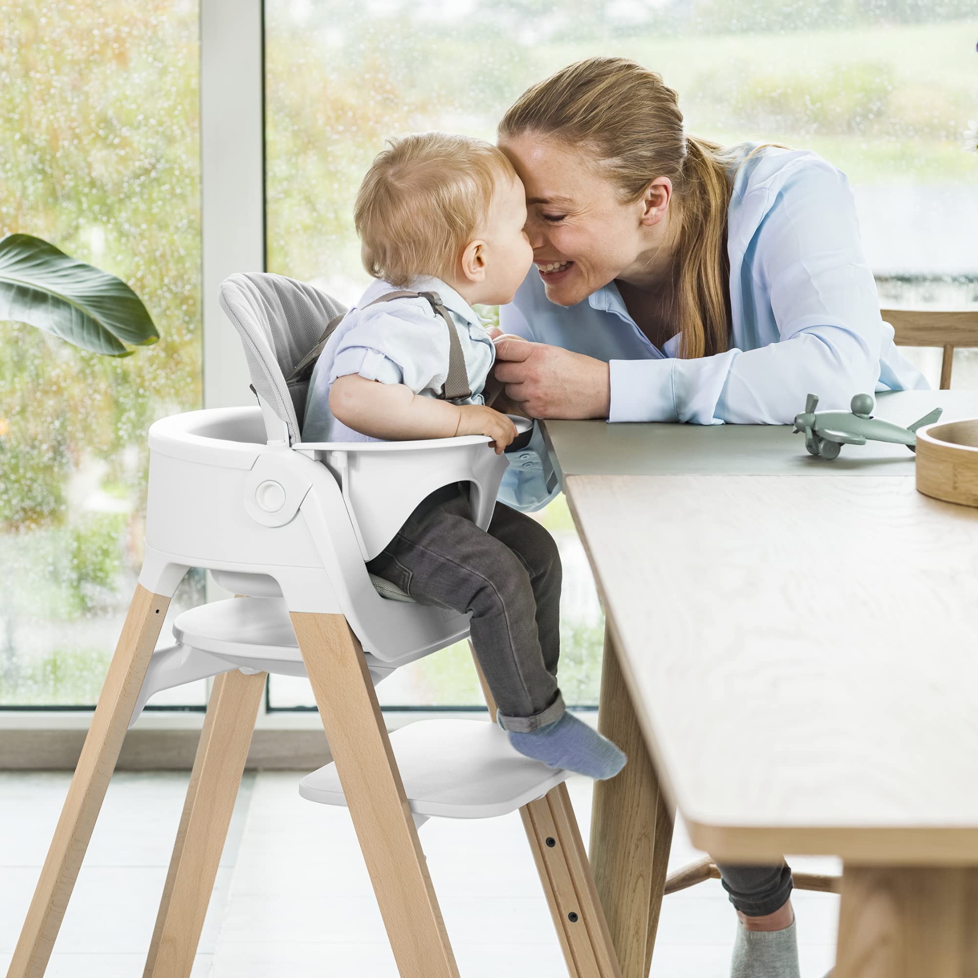Stokke Steps Baby Set, Black - Transform Stokke Steps Into Comfortable High Chair - Suitable for Baby from 6 Months - Includes 5-Point Safety Harness - Tool Free, Adjustable & Ergonomic