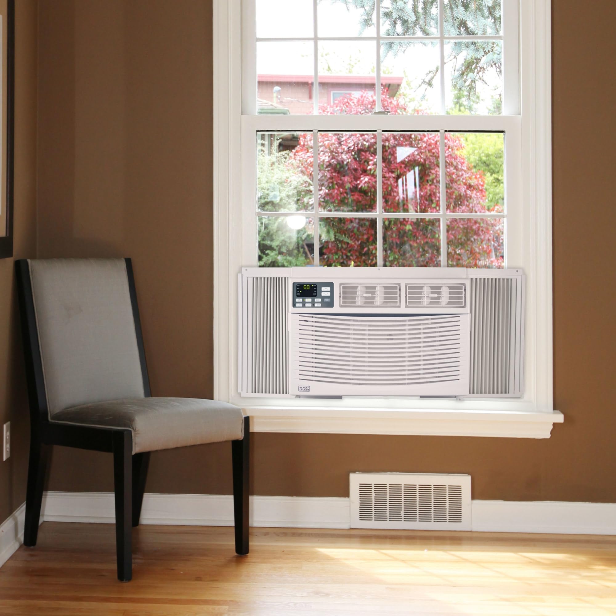 BLACK+DECKER BWAC12WT6 12,000 BTU Window Air Conditioner Unit, AC Cools Up to 550 Square Feet, Energy Efficient, White
