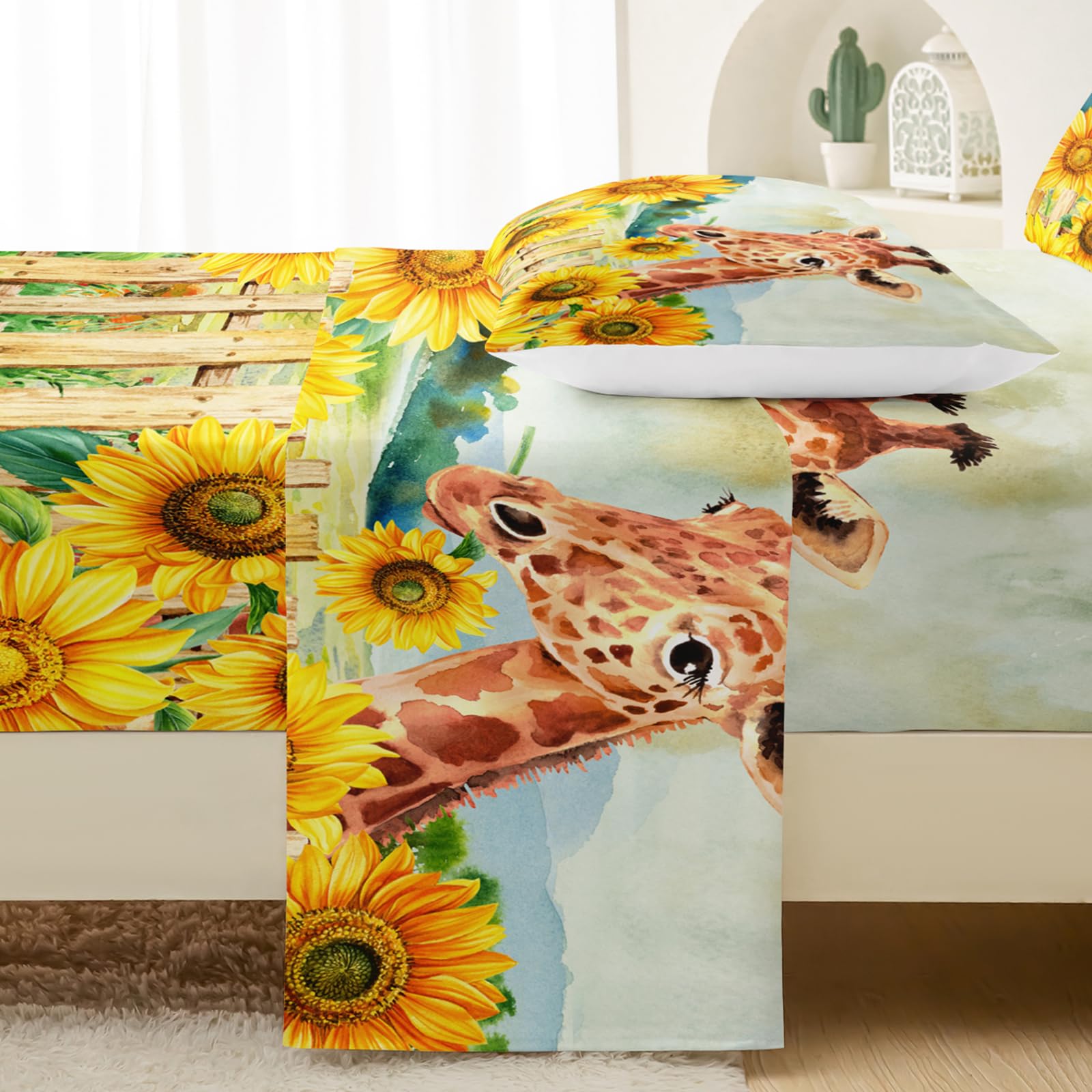 QOOMO Giraffe Bedding for Boys and Girls Sunflower Silky Soft Microfiber Bed Sheets Grassland Super Soft Kids Bedding Set Queen Size 1 Fitted Sheet, 1 Flat Sheet 2 Pillow Cases Room Decoration