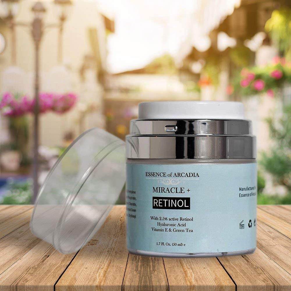 Essence of Arcadia Retinol Moisturizer Cream 2.5% for Face & Eye Area - Anti-Aging Formula with Hyaluronic Acid, Vitamin E, Green Tea - 1.7 Fl Oz