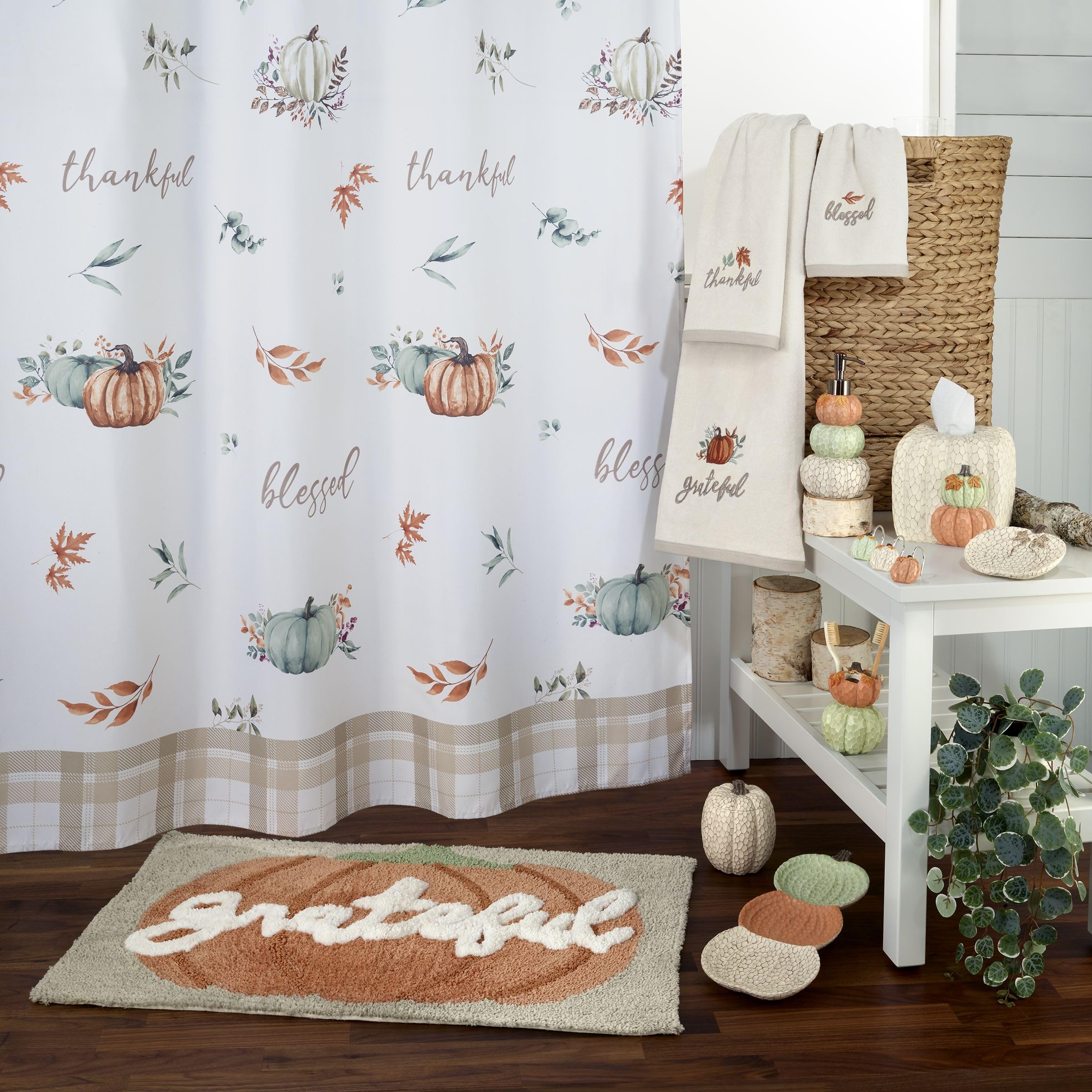 Avanti Linens - Fingertip Towel, Soft & Absorbent Cotton Towel, Set of 2 (Grateful Patch Collection)
