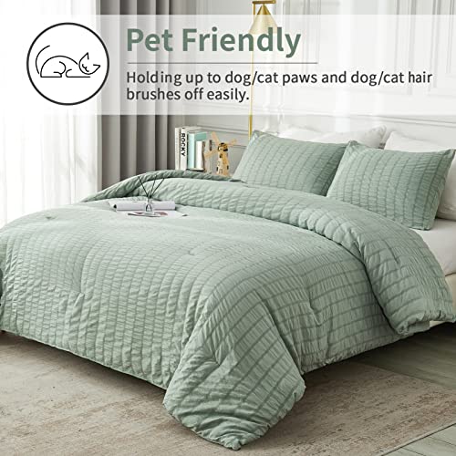 AveLom Sage Green Seersucker King Comforter Set (104x90 inches), 3 Pieces - 100% Soft Washed Microfiber Lightweight Comforter with 2 Pillowcases, All Season Down Alternative Comforter Set for Bedding