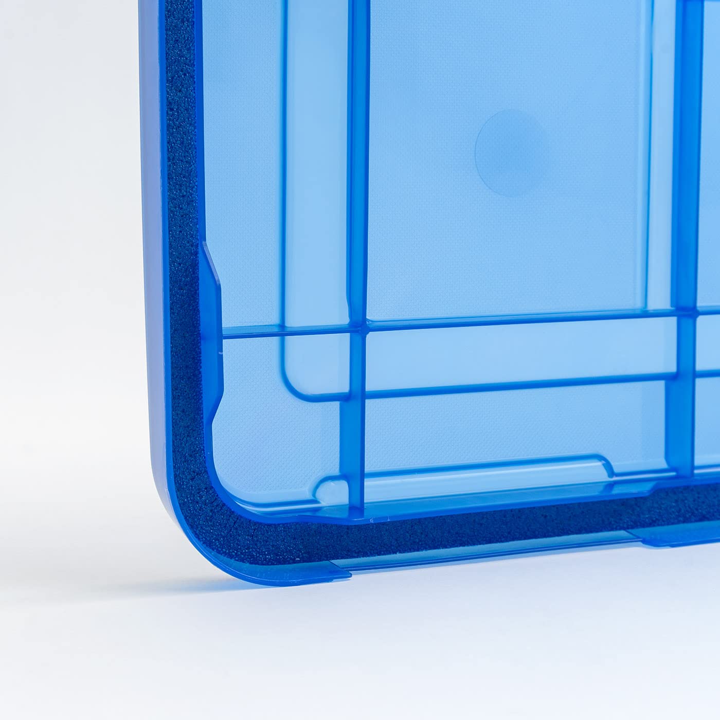 Iris 4Pack 62qt WEATHERPRO Airtight Plastic Storage Bin with Lid and Seal and Secure Latching Buckles