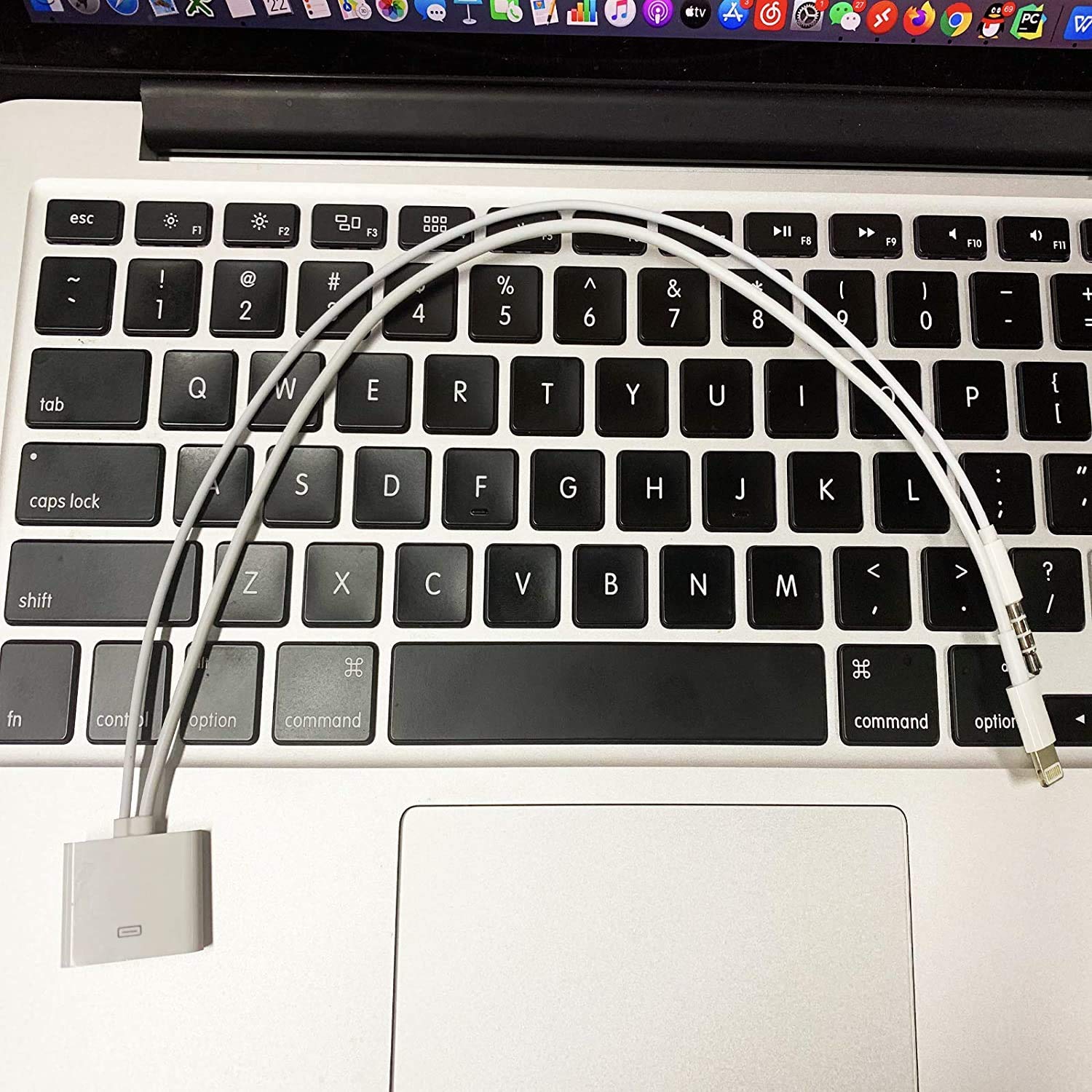 Belcompany Lightning to 30 Pin Cable for iPhone with 3.5mm AUX Audio Port