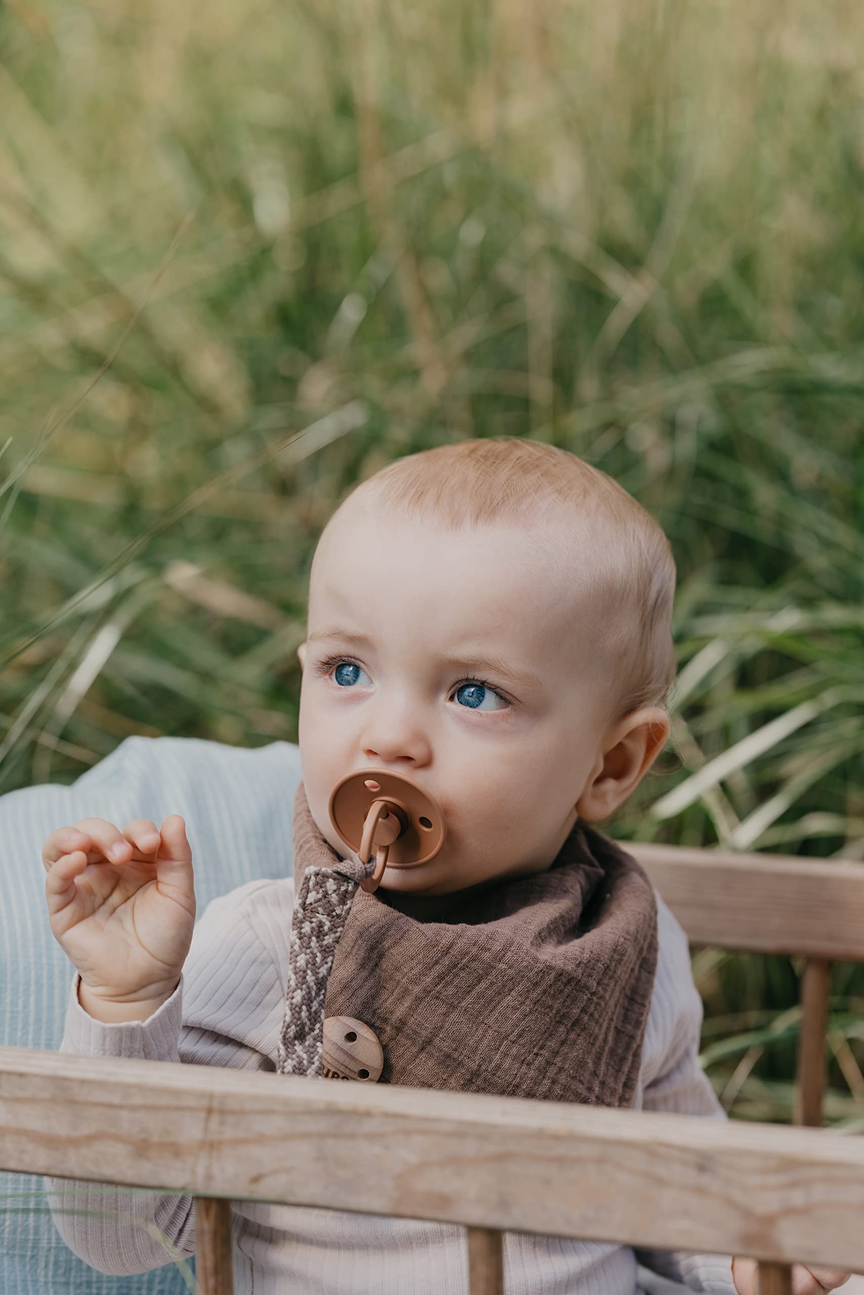 Bibs Bandana Ultra-soft GOTS-certified Danish design, Onesize (0-36 Months), Dark Oak