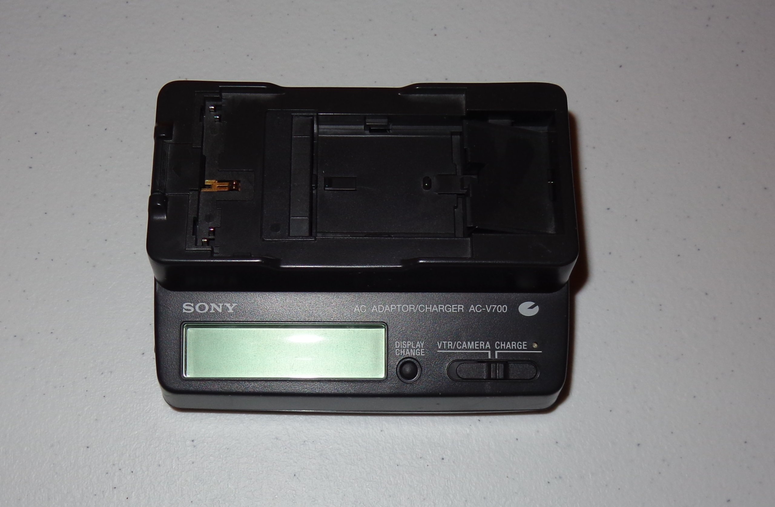 Sony GV-D300 Video Walkman Mini DV