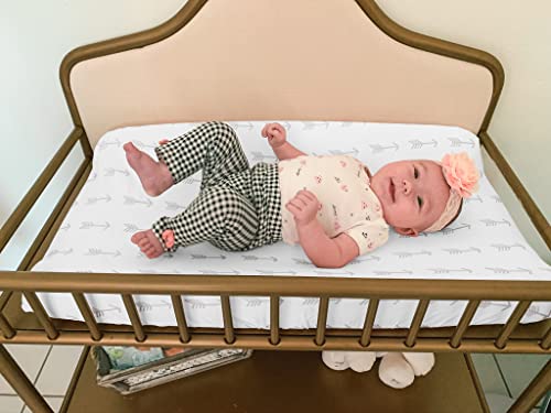 Changing Pad Cover β Premium Baby Changing Pad Covers 4 Pack β Boy or Girl Changing Pad Cover β Pure Jersey Machine Washable Grey and White Changing Table Cover β Diaper Changing Pad Cover Sheets