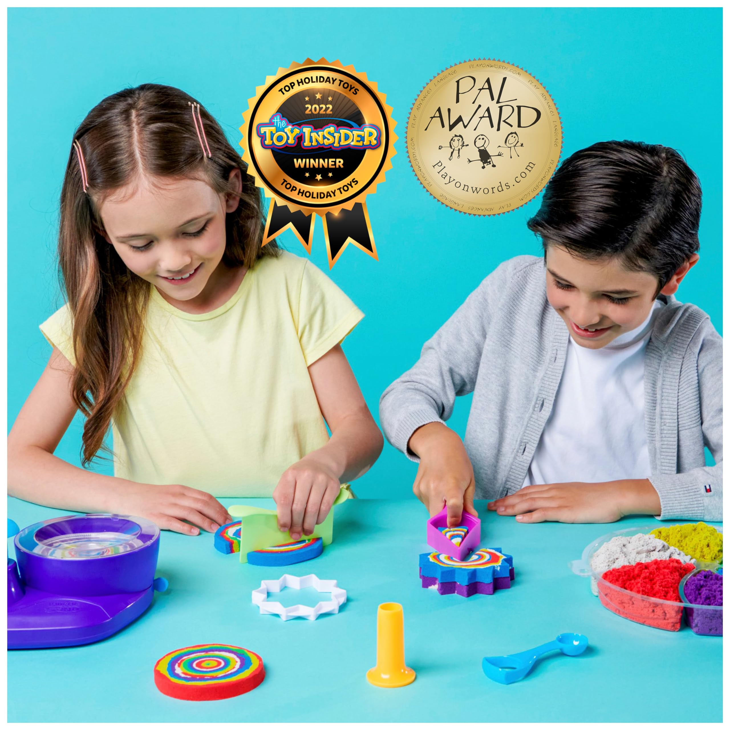 Kinetic Sand, Deluxe Swirl N’ Surprise Playset with 2.5lbs Play Sand (Red, Blue, Green, Yellow, White & Purple), 4 Tools, Sensory Toys for Kids