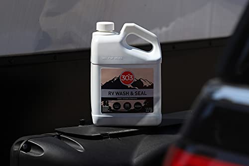 303 Products RV Wash & Seal - Clean, Streak-Free Finish, pH Neutral with High Foaming Formula, Provides A Deep Gloss Finish on RVs, Campers, Pop-ups, and Motorhomes, 1 Gallon (30240)