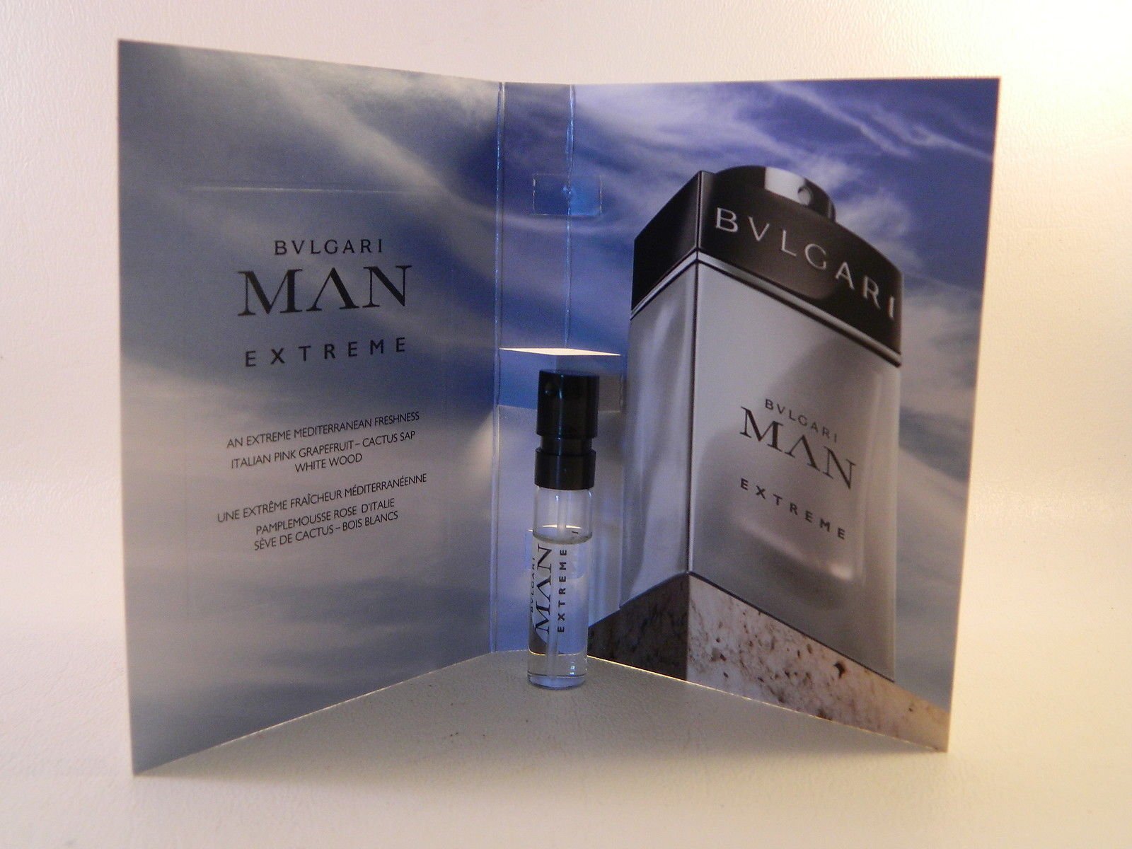 BVLGARI MAN EXTREME Cologne .05 oz Sample Vial on Card 1.5 ML Spray EDT NEW
