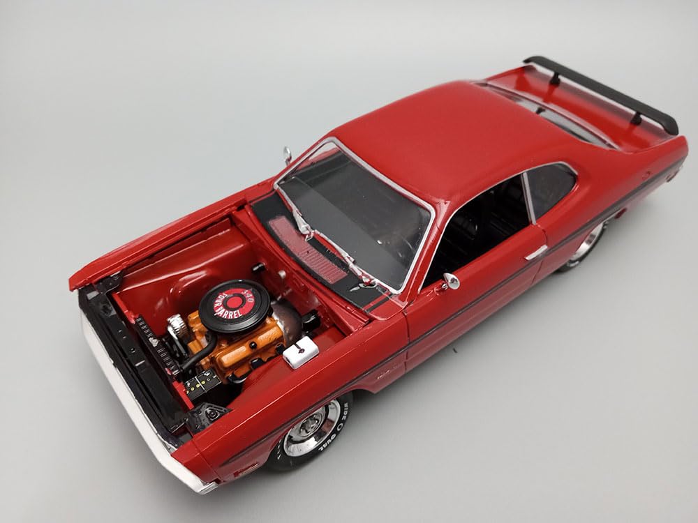 MPC 1971 Dodge Demon 1:25 Scale Model Kit