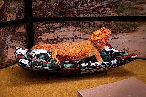 Chaise Lounge for Bearded Dragons, Skulls and Roses Fabric