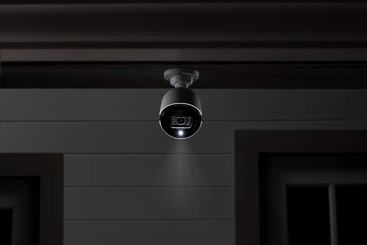 Lorex 5MP Super HD Weatherproof Indoor/Outdoor Add-On Analog Bullet Security Camera w/Warning Light and Remote-Triggered Sirens & Color Night Vision [Camera ONLY]