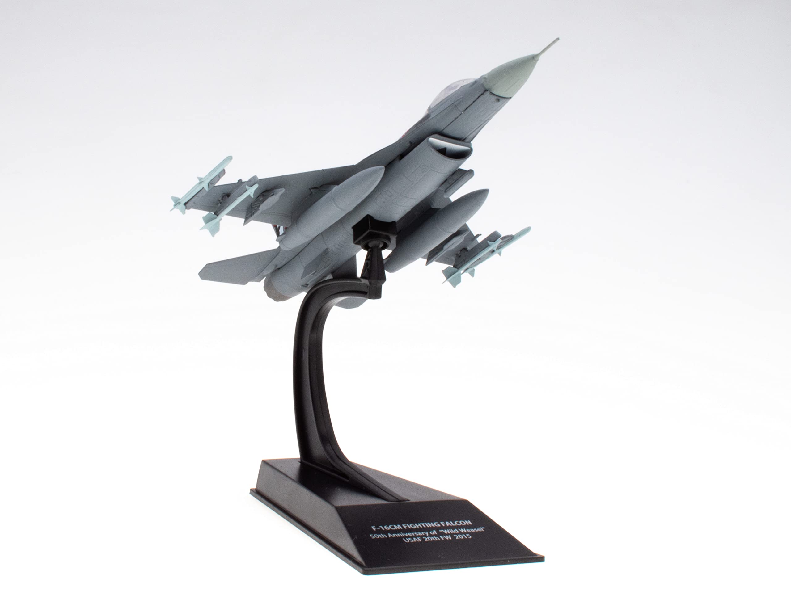 OPO 10 - Military Fighter Aircraft 1/100 F-16CM Fighting Falcon / 50th Anniversary of Wild Weasel/USAF 20th FW 2015 - CP36