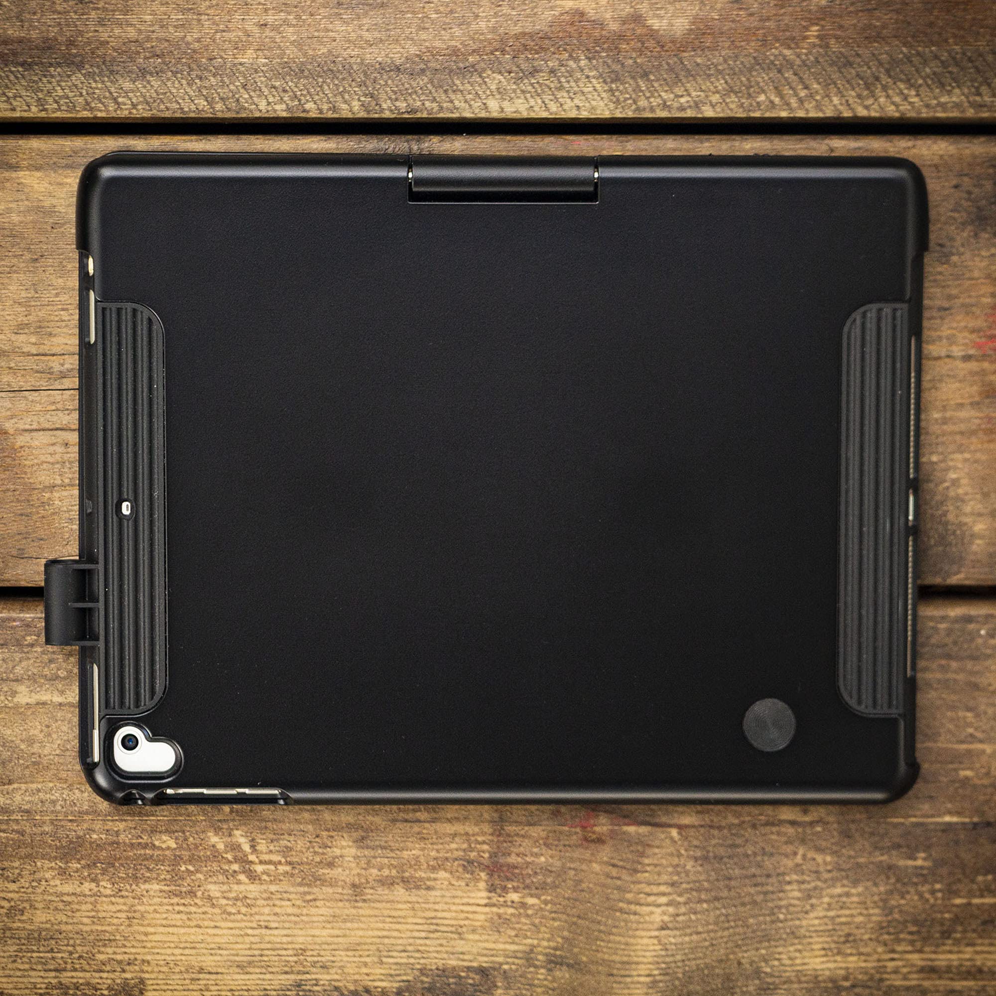INI iPad Keyboard Case for 10.2 2021 9th 2020 8th 2019 7th, iPad Air 10.5 2019, iPad Pro 10.5 2017 - Backlit - 360 Rotatable - Wireless - iPad 9th Generation Clickable Touchpad - iPad Air 3 - Black