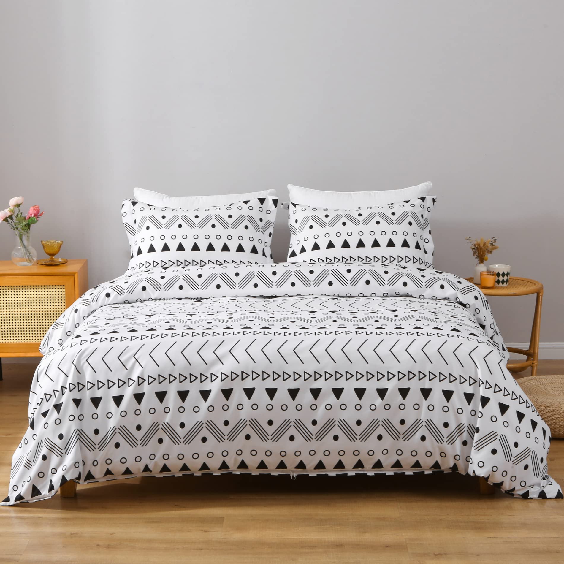 FULTEMPS Microfiber Boho Duvet Cover Set Modern Herringbone Stripe Plaid Dot Bedding Sets Bohemian Bedding Collection - 1 Duvet Cover & Pillowcase (Black, Queen (U.S. Standard))