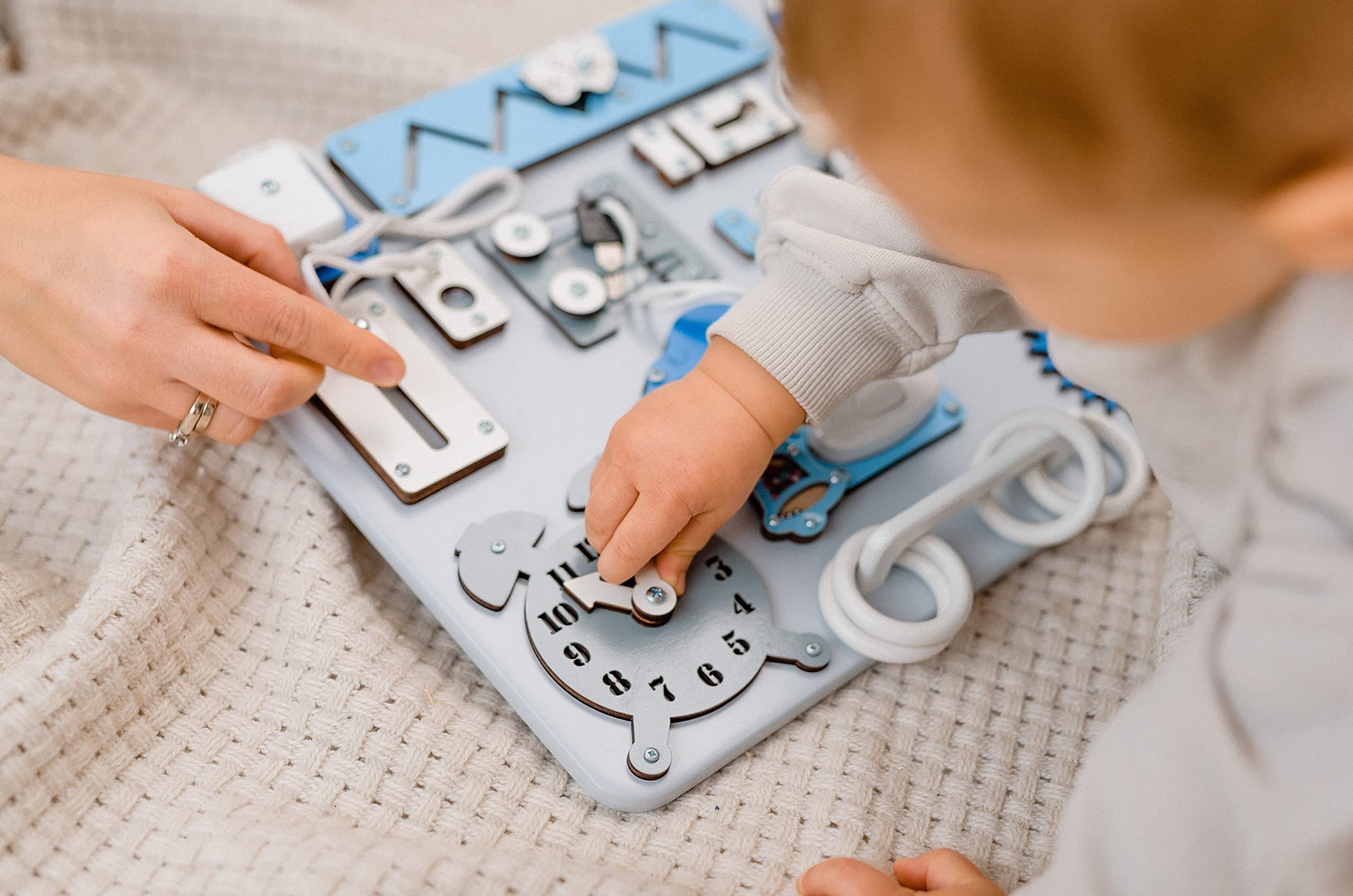 Busy Board for Toddlers, Sensory Game, Montessori Board for Kids, Activity Toy for Toddlers, Develop Fine Motor Skills, Educational Learning Toy, Learning Wooden Travel Toy, Doors and Locks