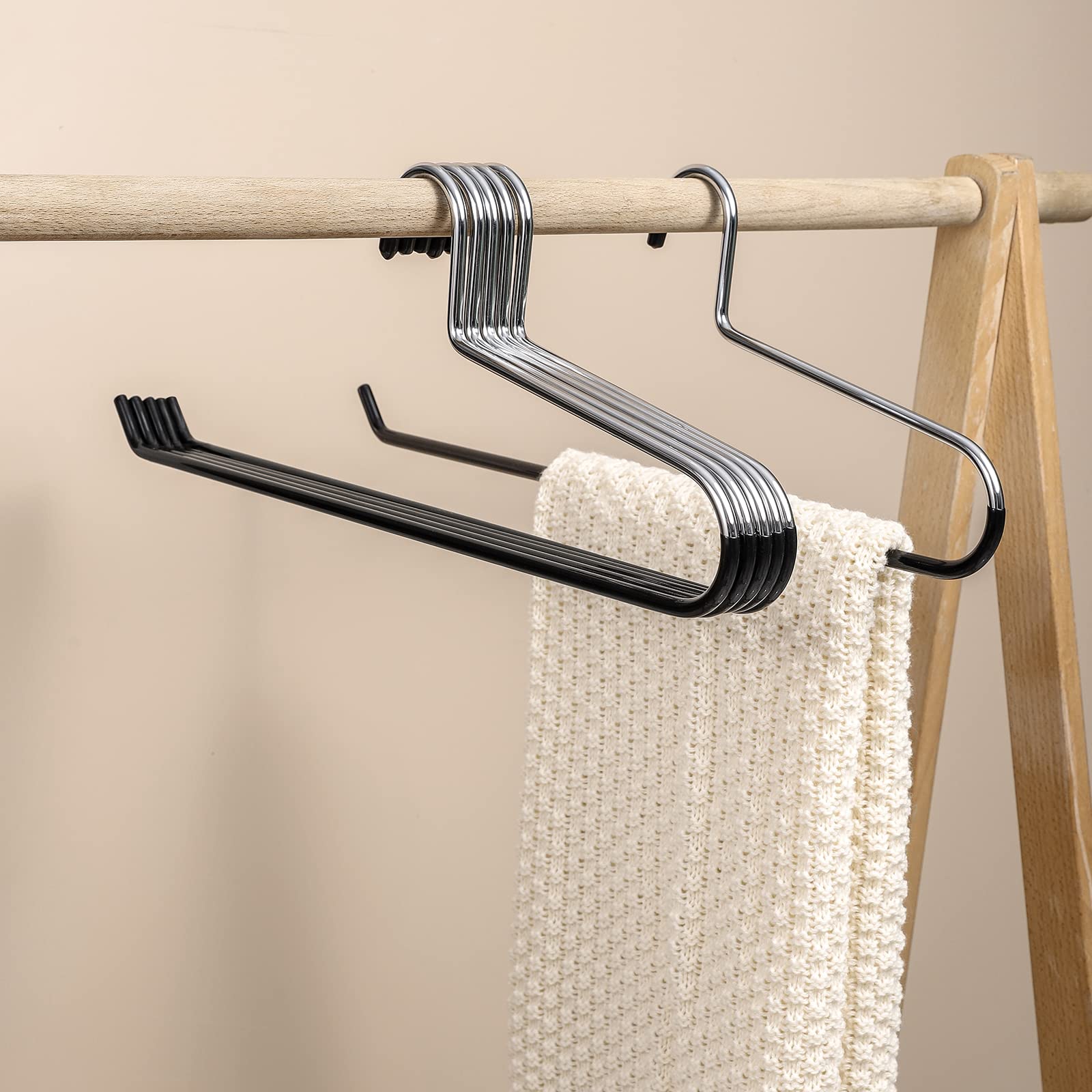FREZON Blanket Hangers Drapery Hangers Heavy Duty Space Saving Nonslip - Great for Quilts, Sleeping Bags, Comforters, Table Cloths(12 Pack)