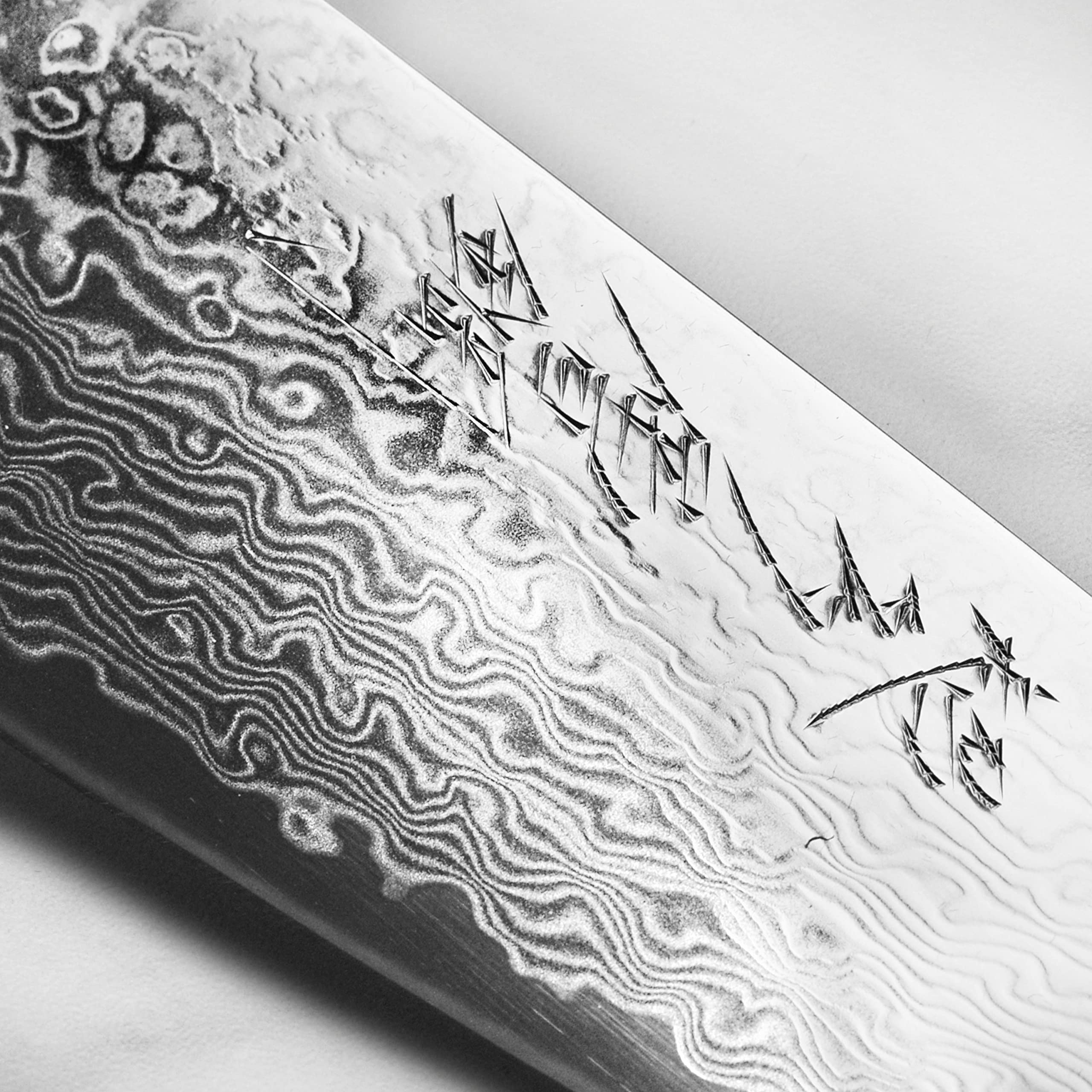 Enso SG2 Kiritsuke Knife - Made in Japan - 101 Layer Stainless Damascus, 8"