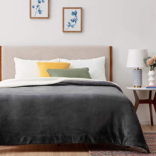 Linenspa Fleece and Sherpa Blanket - Super Soft - Breathable - Machine Washable - Polyester - Multiple Colors Available, Gray, Queen (90”x90” Inches)