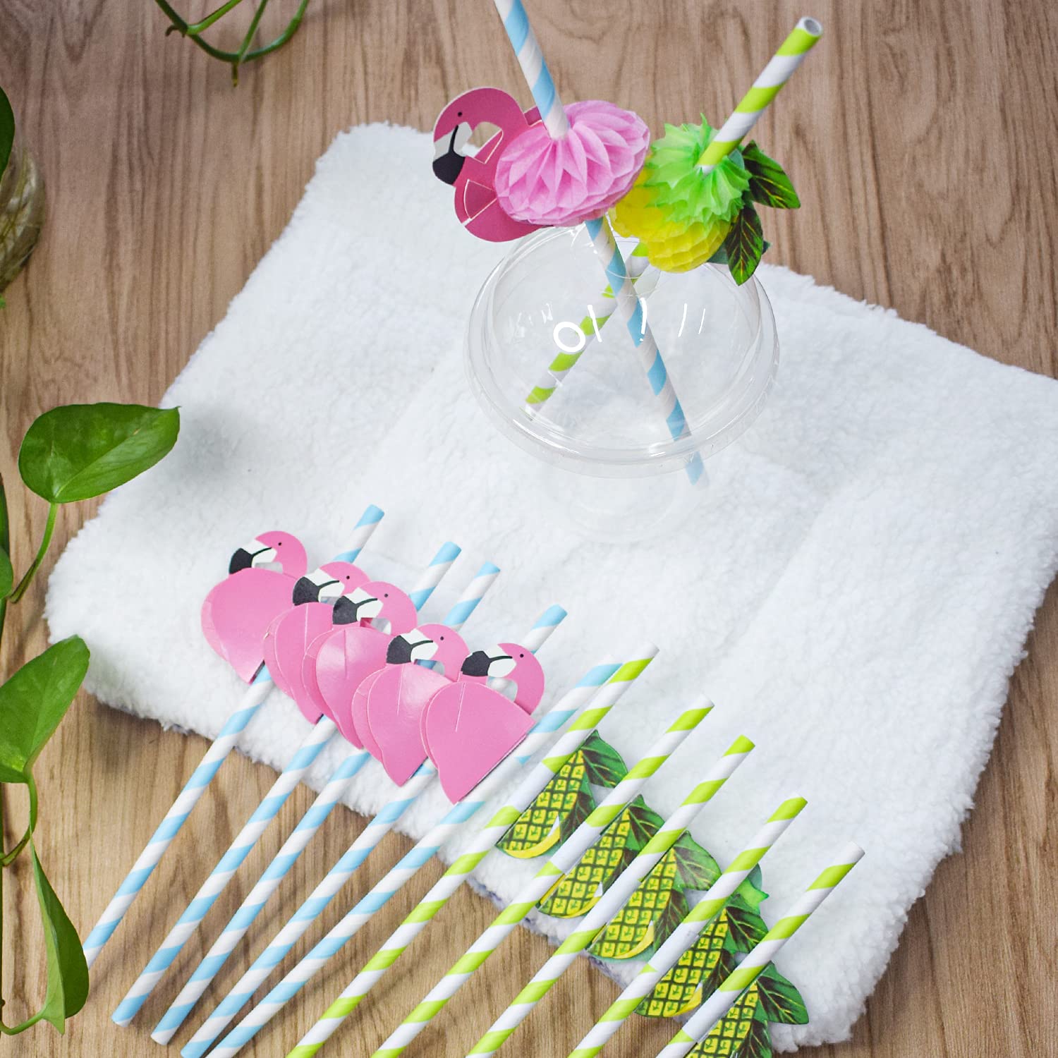 50 Pieces Flamingo Pineapple Straws Flamingo Paper Straw Decorations Disposable Drinking Straws Honeycomb Cocktail Straws for Pool Hawaiian Luau Party Table Decor Birthday Wedding Tableware Supplies