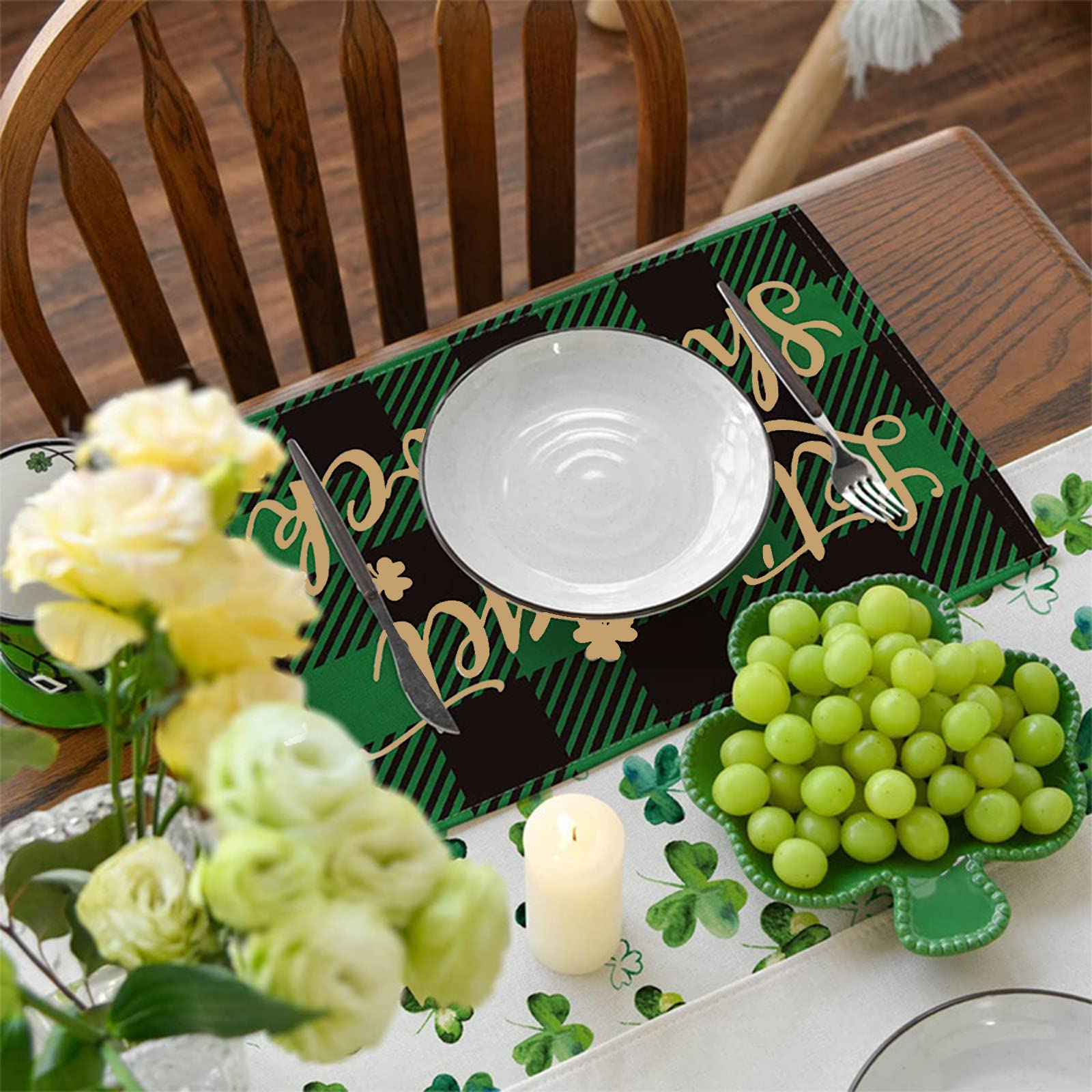 6Pcs St. Patrick's Day Placemats Shamrock Table Mats Resistant Sage Green Placemat for Green Kitchen Dining Table Heat Insulation Washable Place mats
