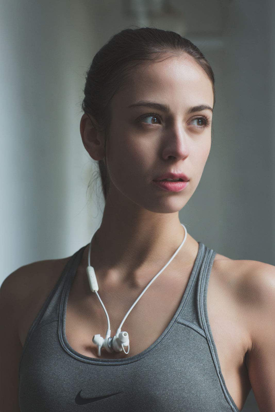 Edifier W285BT Wireless Sports Headphones - Bluetooth 4.2 Headset IPX4 Sweat Splash Proof in-Ear Earphones with AAC Support - Red