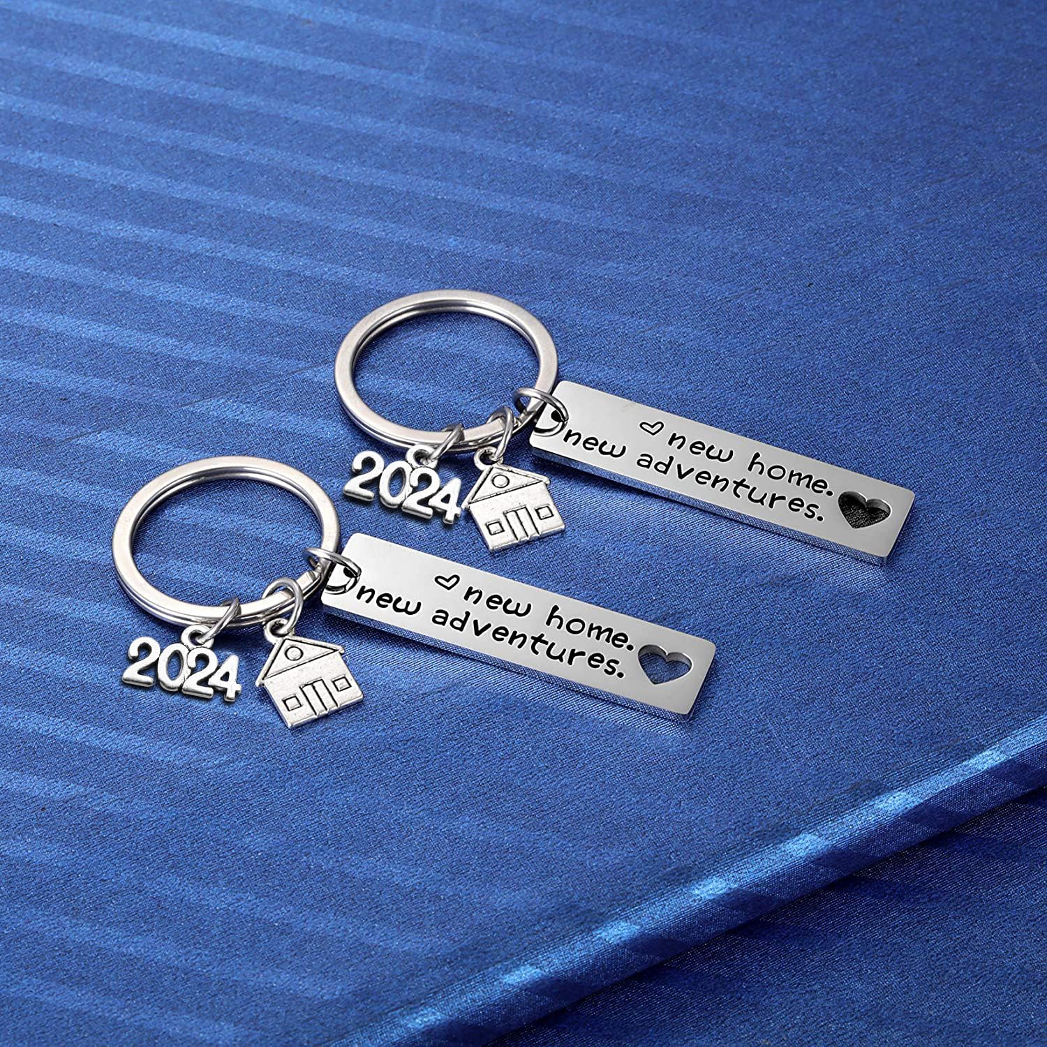 2PCs New Home Keychain 2024 Housewarming Gift for New Homeowner House Keyring Moving in Key Chain New Home Owners Jewelry from Real Estate Agent