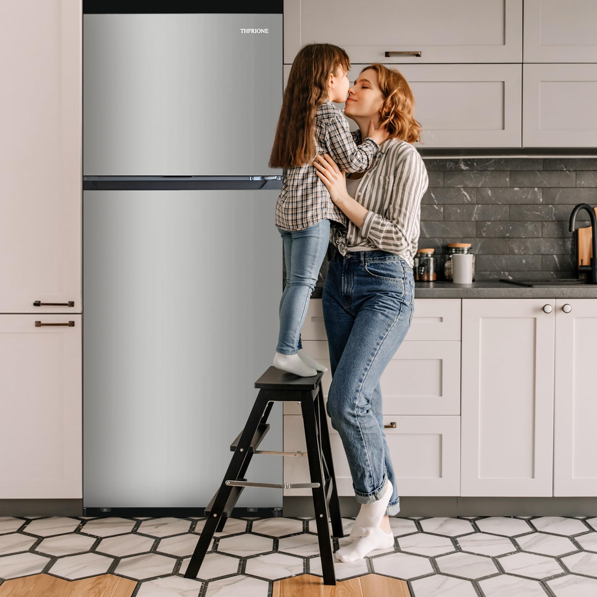 THFRIONE 30“ Top Freezer Refrigerator with 17.6 Cu. Ft.Capacity, Adjustable Thermostat Control, Full Size Freestanding Frost Free Fridge for Garage/Office/Home/Apartment, Stainless Steels Grey