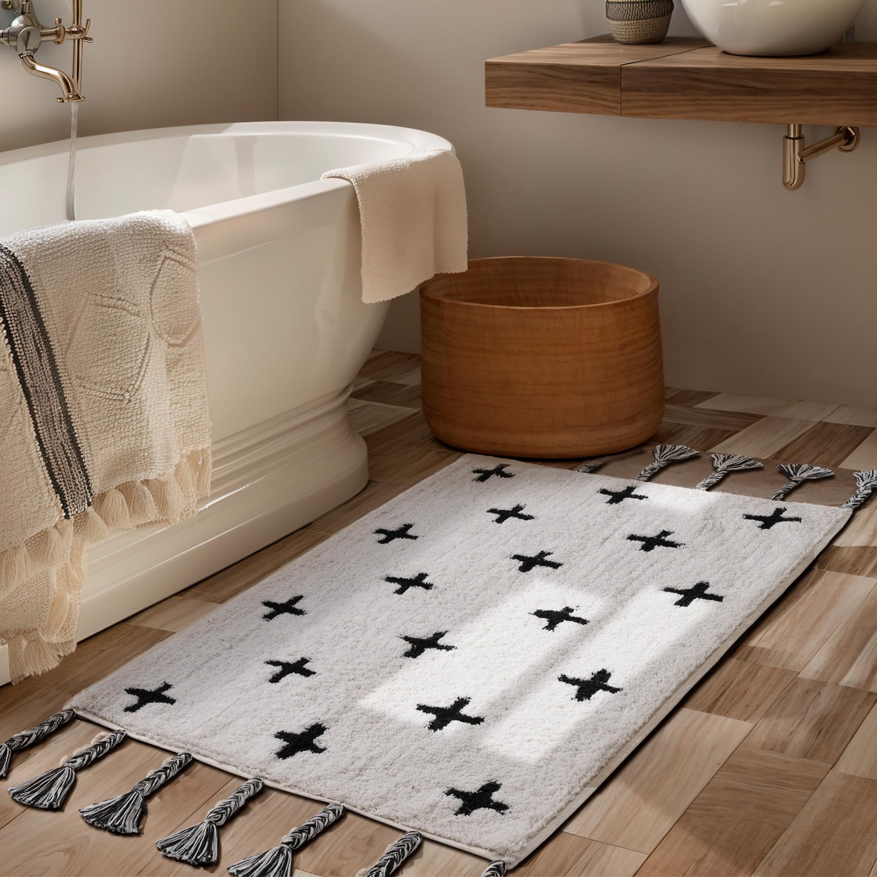 SUMGAR 2x3 Entryway Rugs Washable Small Rug Black White Boho Bath Mat Modern Cute Rugs for Bedroom Living Room Bathroom Patio Rug Carpet Cotton