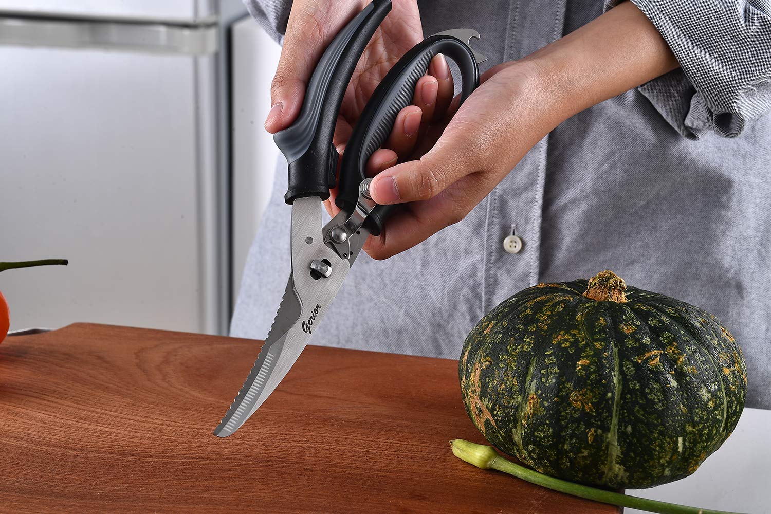Gerior Spring Loaded Poultry Shears - Heavy Duty Kitchen Scissors for Cutting Chicken, Poultry, Game, Bone, Meat - Chopping Food, Herb - Stainless Steel - Black