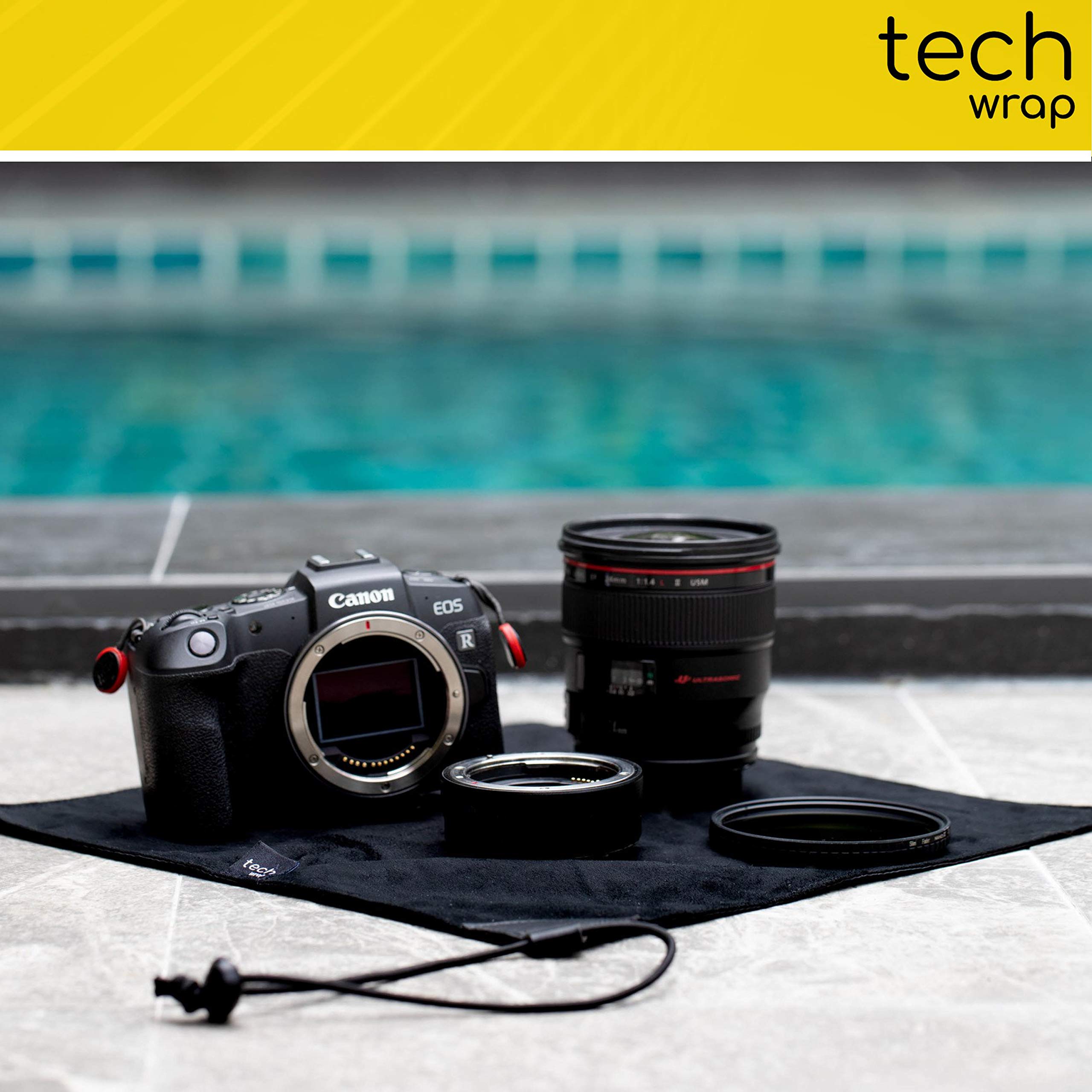 The Tech Wrap Standard 17.5" x 17.5" Camera Protective Wrap - Camera Wraps Lens Protector - Camera Travel Accessories - Camera Pouch DSLR Sleeve Case
