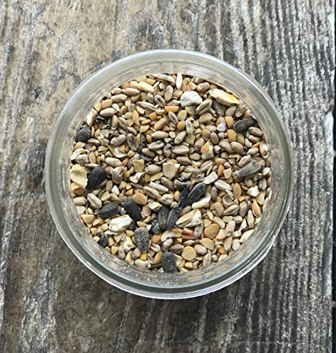 Homestead Harvest Non-GMO Whole Grain Layer Blend 16% for Laying Hens or Ducks 40lb