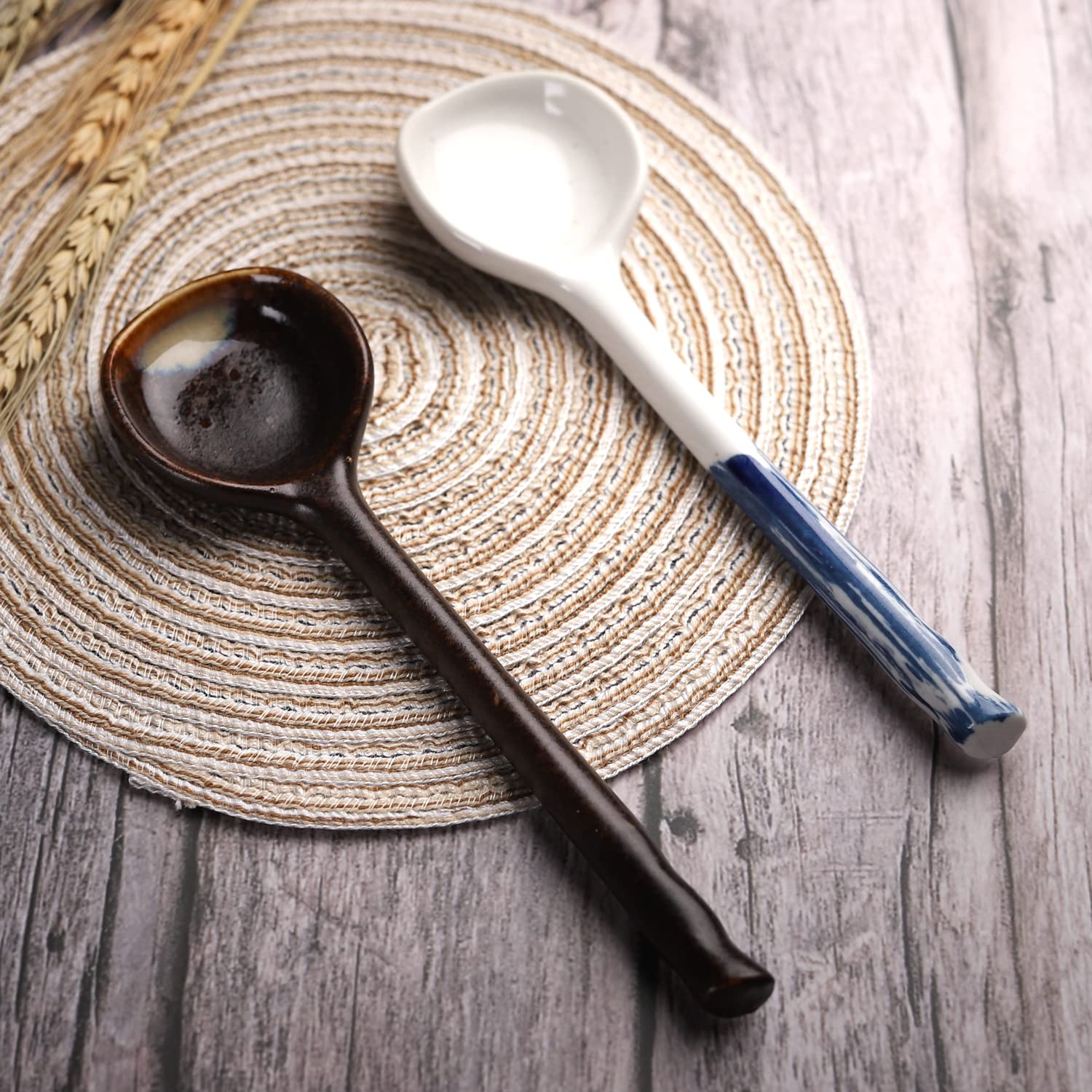 4pcs Japanese Ramen Soup Spoons Ceramic Asian Soup Spoons Retro Korean Style Tablespoon Rice Noodles Dinner Serving Spoon Ladles for Pho Miso Cereal Sauce Gravy Condiment (Style 1)